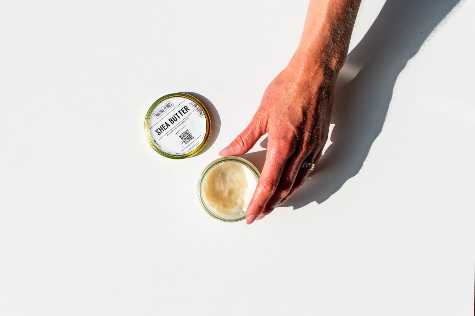 Tips om droge handen tegen te gaan - Vetjebol